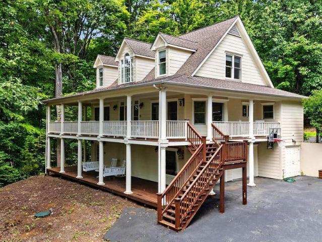 118 Stoney Creek West