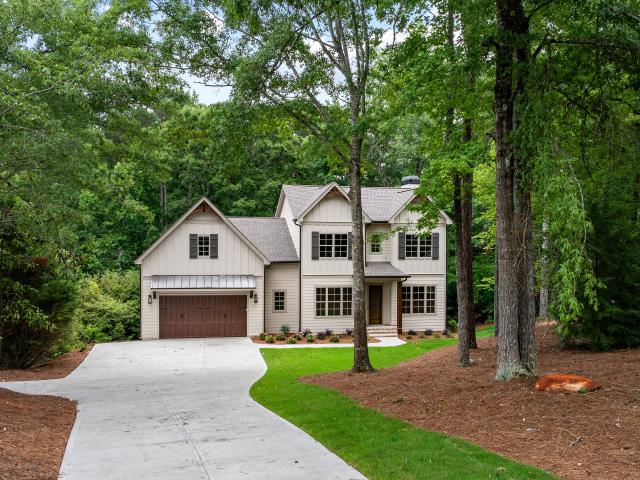 118 Sunny Point Circle