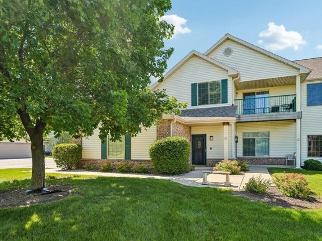 118 Pheasant Run Unit D, Johnson Creek, WI 53038