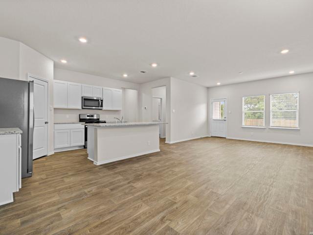 118 Pigeon Green, San Antonio, TX 78253 | MLS #1956 | Compass