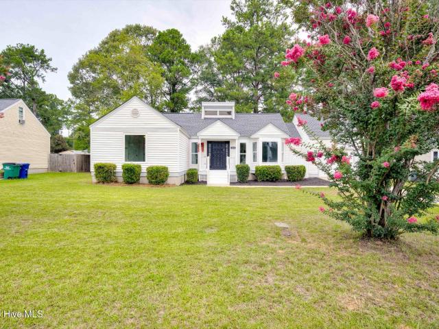 118 Robinwood Drive