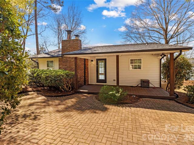 118 Revere Drive