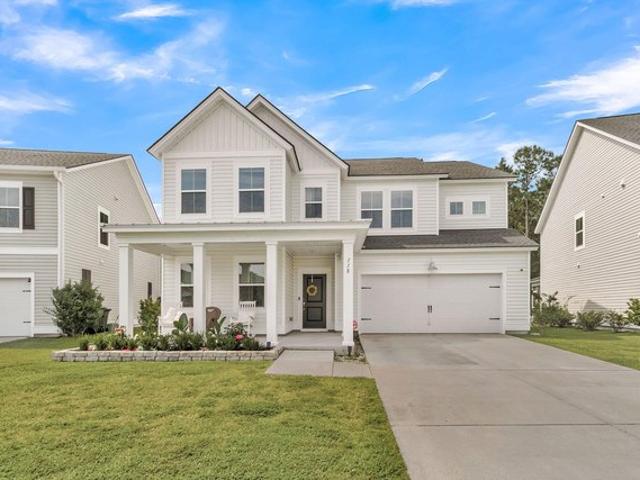 118 Red Bluff St, Summerville, SC 29483