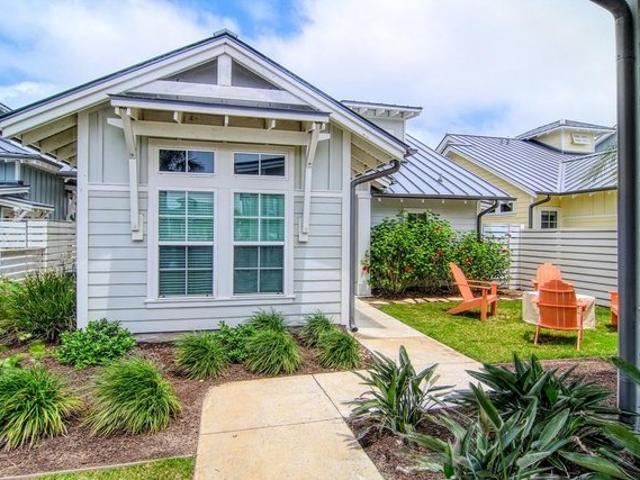 118 Reserve Ln, Rockport, TX 78382