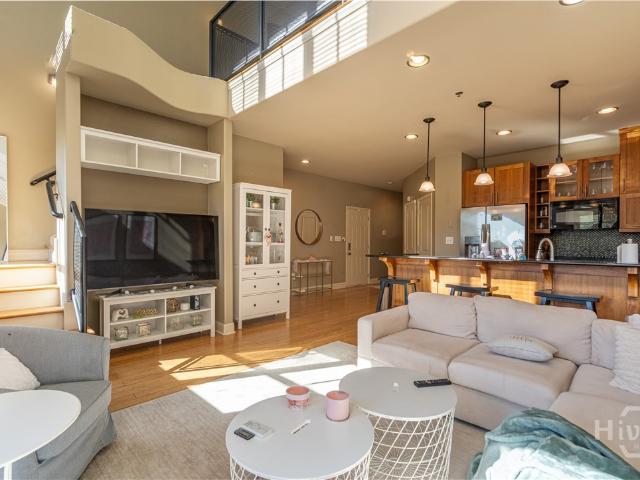 118 Ruth Drive # 310