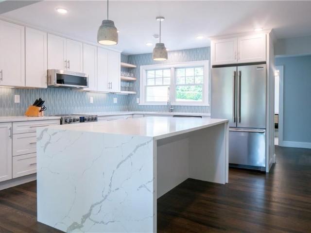 118 Ruggles Ave, Unit 101, Newport, RI 02840 | MLS #1415