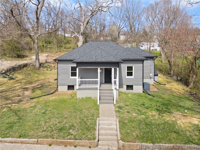 118 W Thornton Street