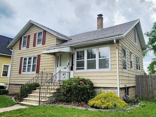 118 W Arndt St, Fond du Lac, WI 54935