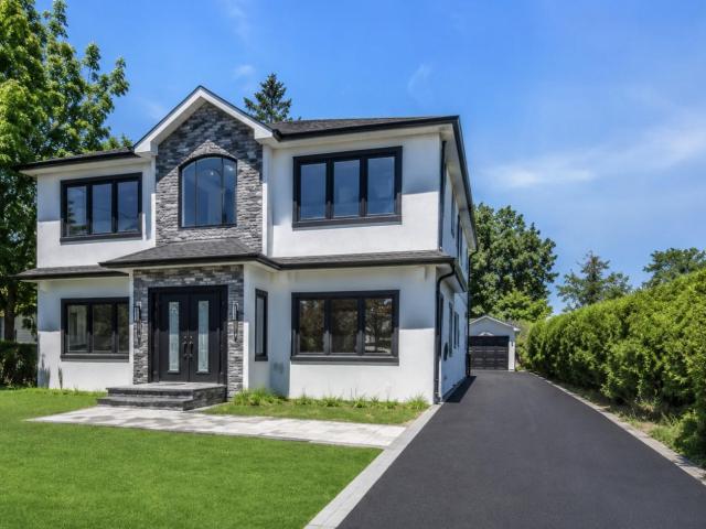 118 W Cherry Street