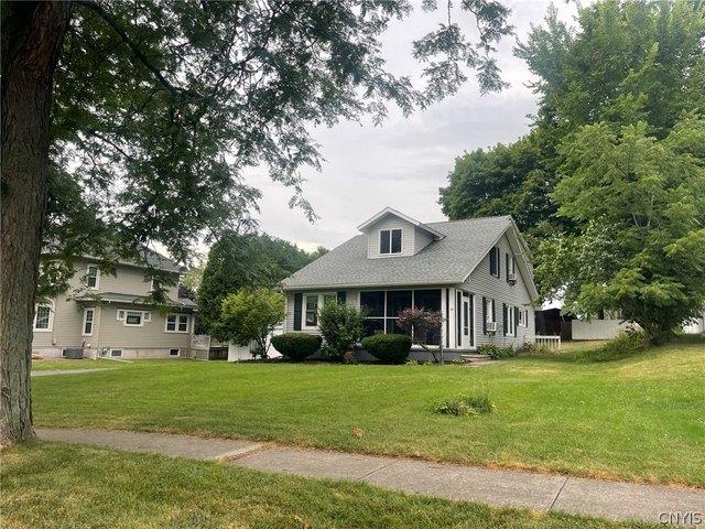 118 W Hamilton Ave, Sherrill, NY 13461