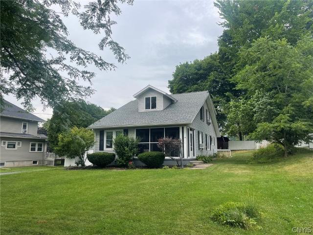 118 W Hamilton Avenue