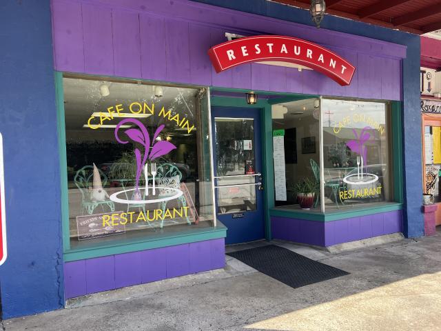 118 W Main St