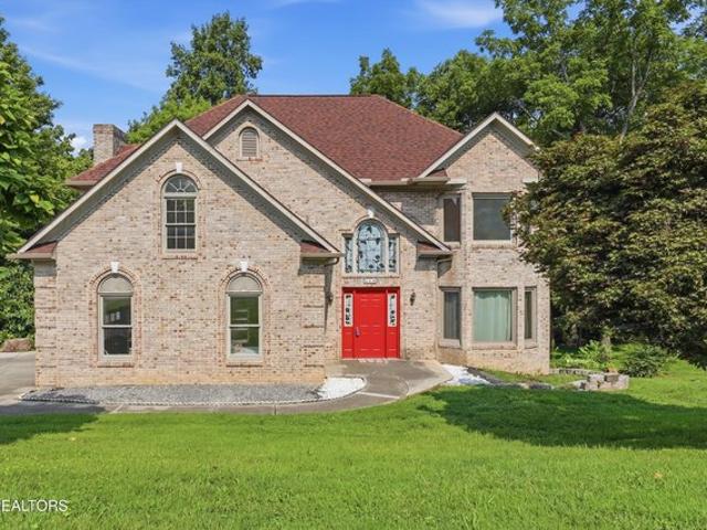 118 W Melbourne Rd, Oak Ridge, TN 37830
