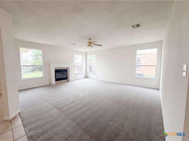 118 W Running Wolf Trail