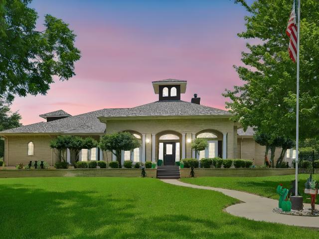 118 Waterfront Drive