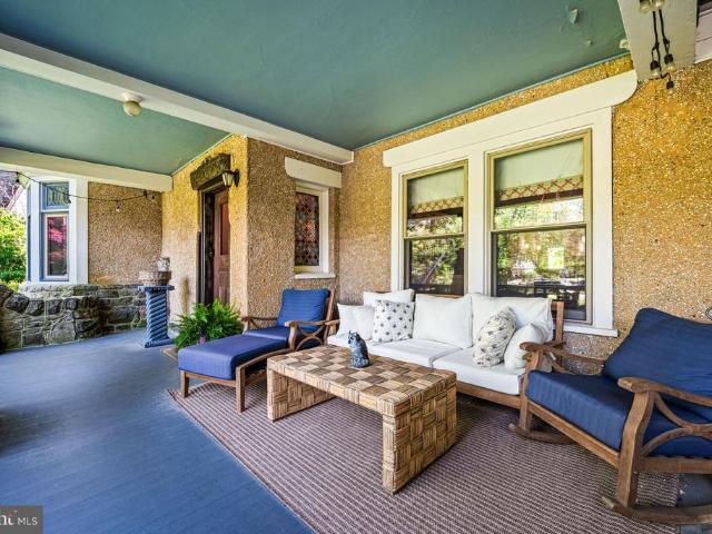 118 Walnut Avenue