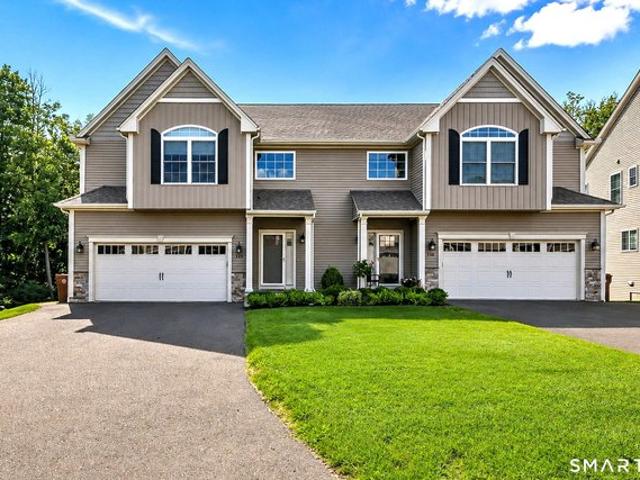 118 Wells View Rd Unit 118, Shelton, CT 06484