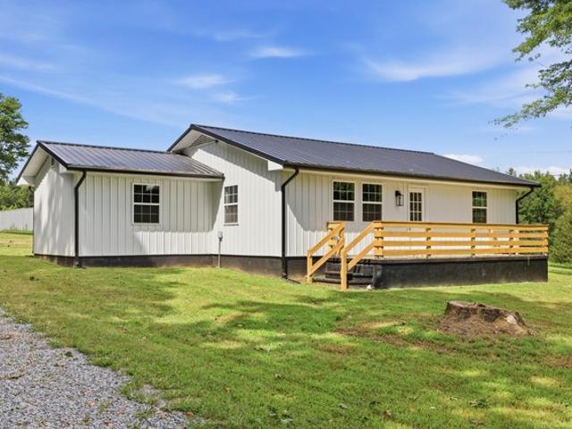 118 Williams Ln, Mayfield, KY 42066