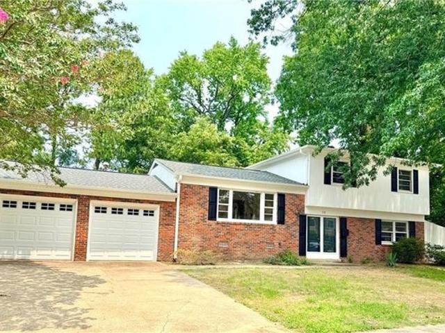 118 Tanglewood Dr, Hampton, VA 23666