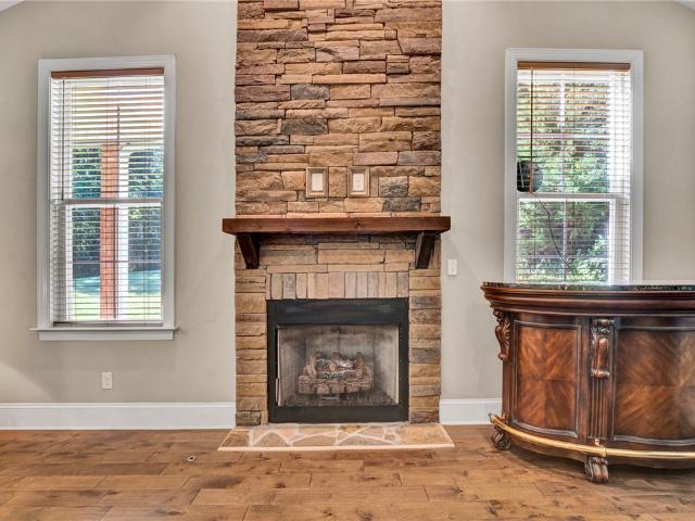 118 Upper Lake Drive