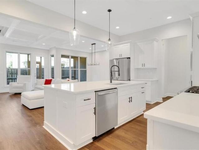 118 Via Roma, Woodstock, GA 30188