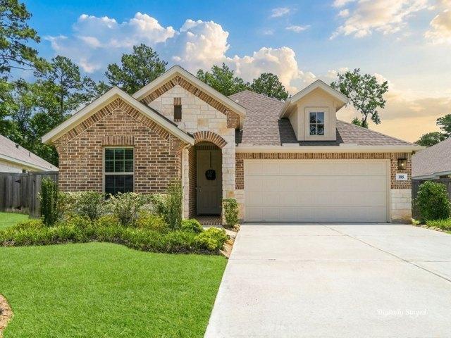118 Violet Carson Ct, Conroe, TX 77318