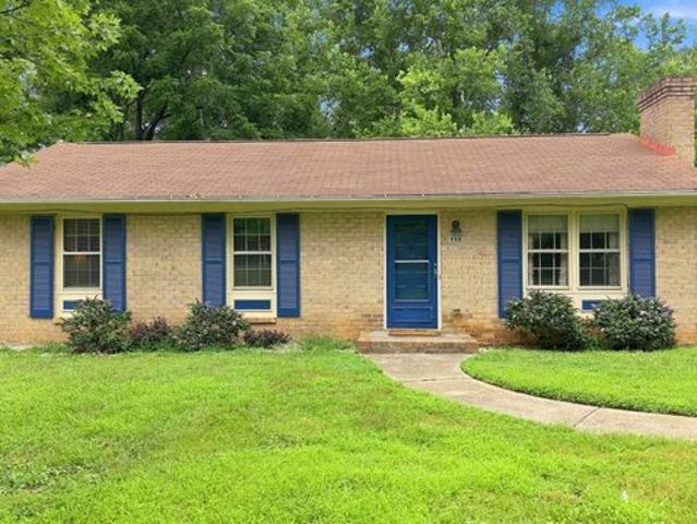 118 York Dr, Madison Heights, VA 24572