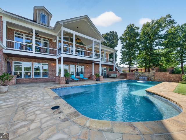 118A Stephanie Lane NE