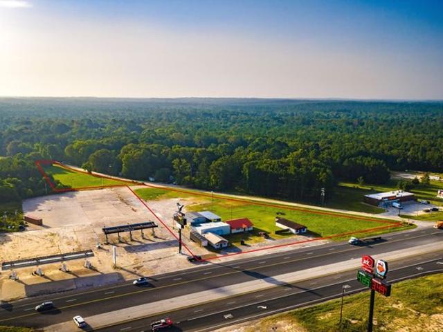 11940 US Highway 59 N, Livingston, TX 77351