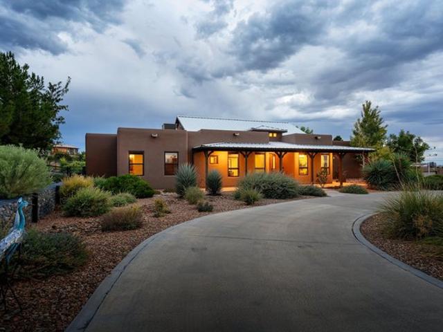 11940 Pino Ave NE, Albuquerque, NM 87122
