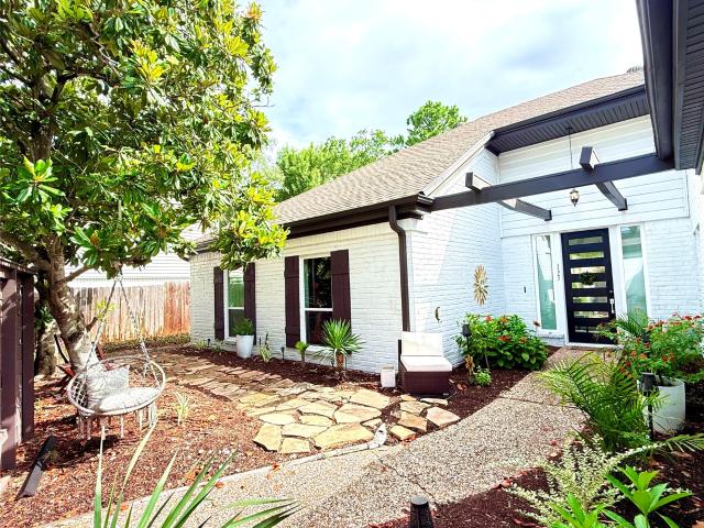 11942 Briar Forest Drive