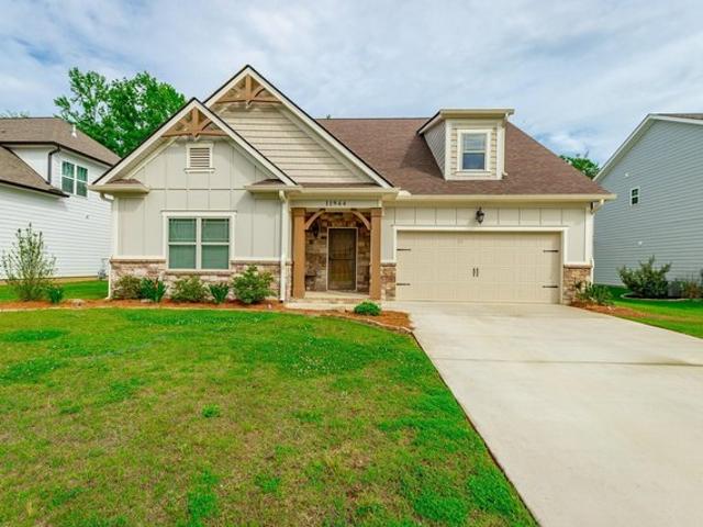 11944 Herons Haven Dr, Soddy Daisy, TN 37379