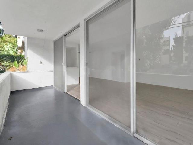 11946 Montana Ave 3 Bedroom Apartment for Rent at 11946 Montana Ave, Los Angeles, CA 90049 Brentwood