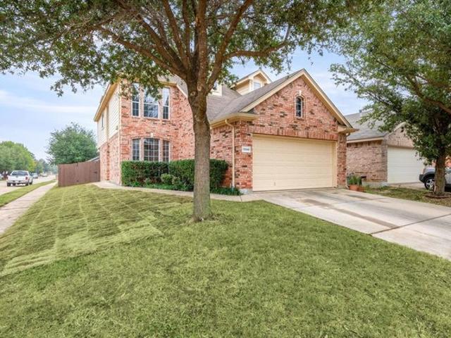 11948 Brown Fox Dr, Fort Worth, TX 76244