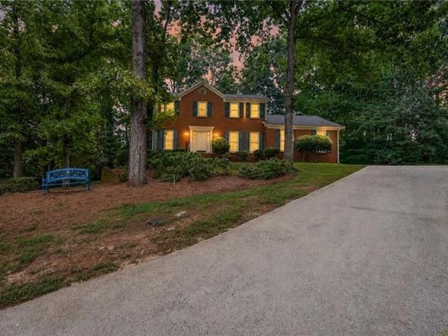 1194 Lassiter Dr, Stone Mountain, GA 30087