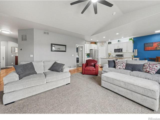 1194 Sunrise Circle