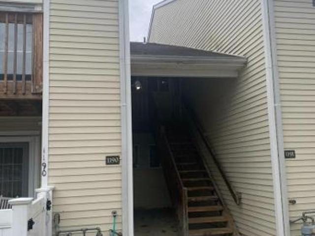 1194 Tristram Cir Mantua, NJ 08051