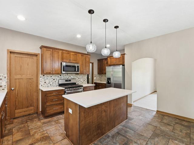 11950 Castle Rock Court N