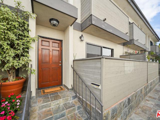 11952 Darlington Ave, Unit 3, Los Angeles, CA 90049 | MLS #26655