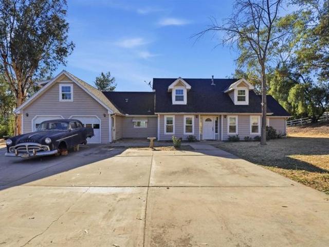 11955 Sky View Dr, Valley Center, CA 92082