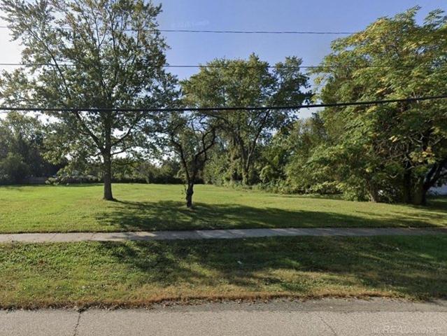 11956 Stephens Rd, Warren, MI 48089