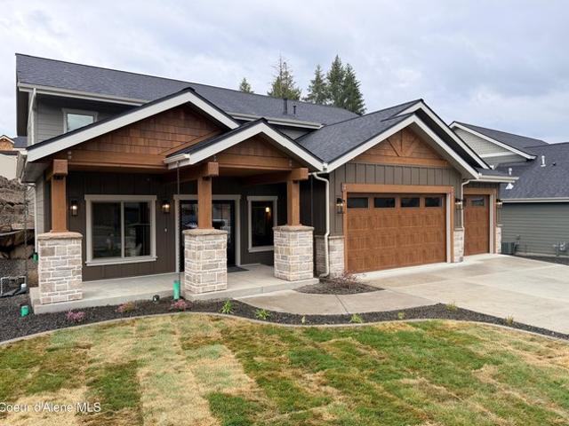 11958 N Rocking R Rd, Hayden, ID 83835