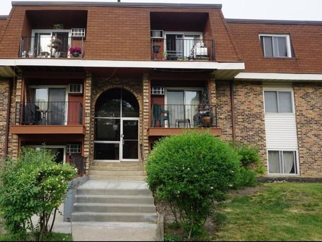 1195 Meadow Ln Apt 114, Hoffman Estates, IL 60169