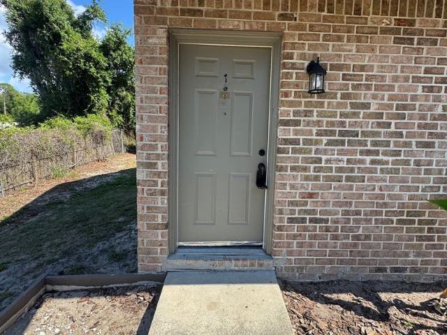 1195 Bentley Road, 1 bed, 1 full bath