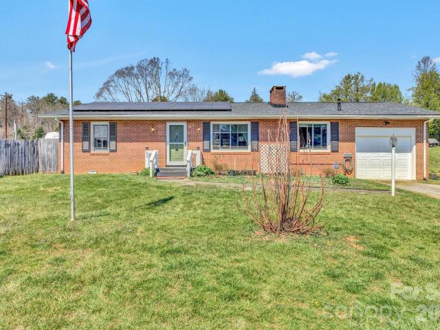 1195 Hendersonville Highway