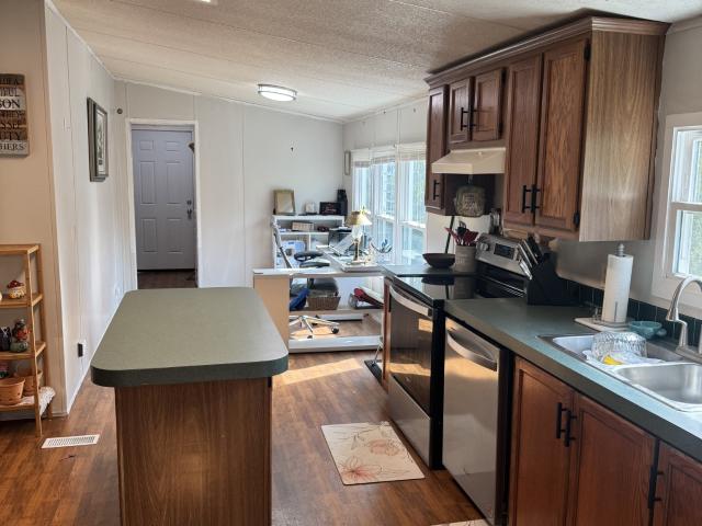 1195 Leo Baker Rd