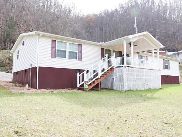 1195 Peeled Poplar Rd, Grundy, VA 24614