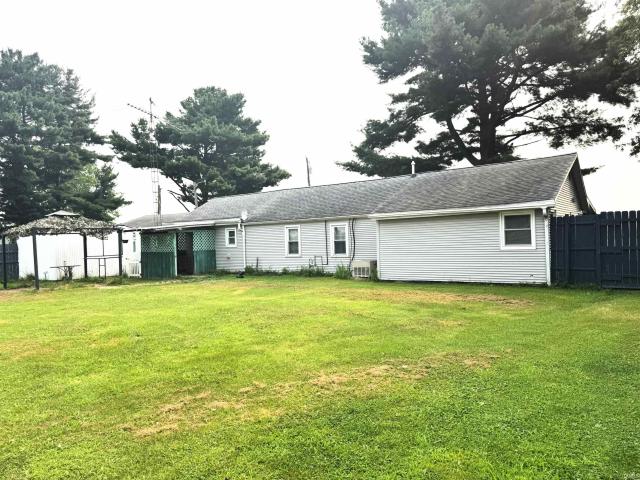 1195 Pine Road