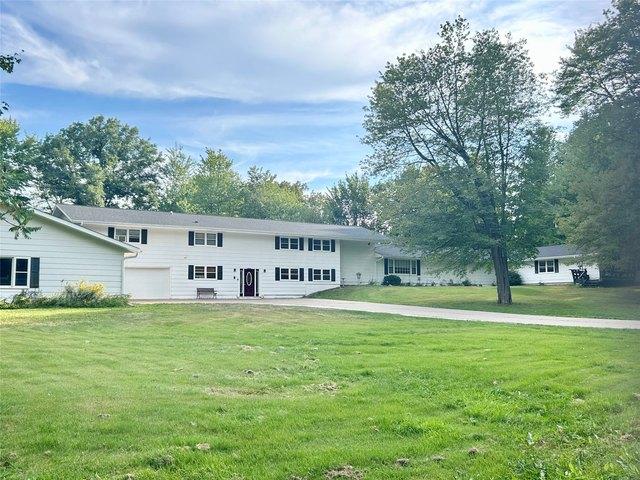 11967 N 15th Ave, Chippewa Falls, WI 54729