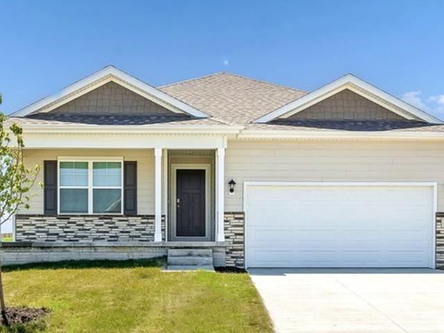 11967 S 114th Ave, Papillion, NE 68046